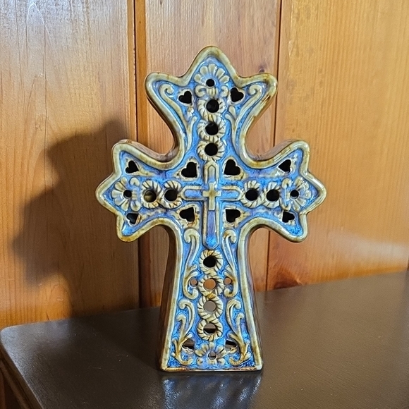 Unmarked | Accents | Ceramic Breton Cross Tea Light Candle Holder ...